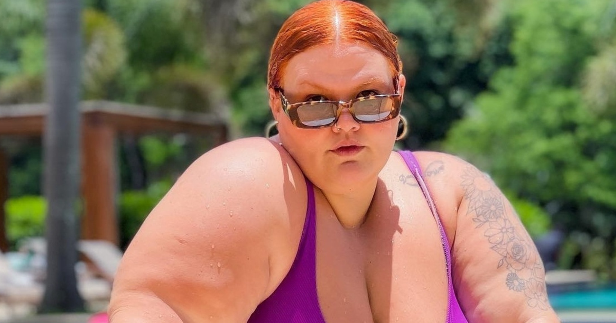 Influenciadora Thais Carla abre intimidade e revela: 'Odeio ficar de roupa'