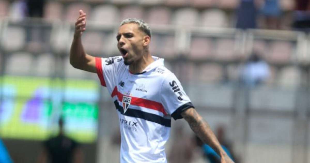 Matheus Alves valoriza vitória do São Paulo e pede foco no Brasileiro