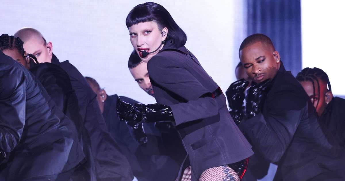 Lady Gaga aparece e faz passagem de som para mega show de sábado; veja ...