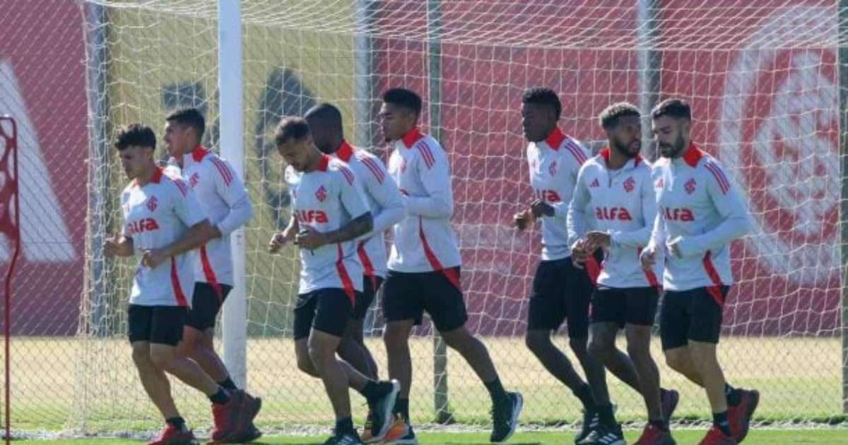 Alan Patrick marca presença em treino e alivia preocupação no Inter