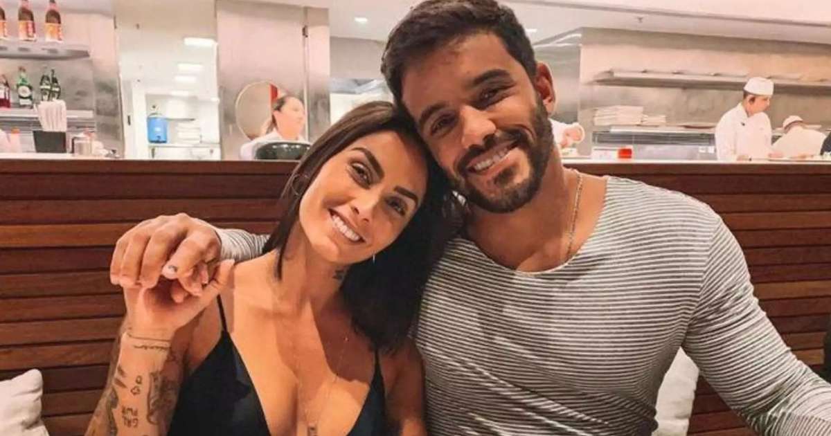 Influenciadores surpreendem ao revelar gravidez de gêmeos