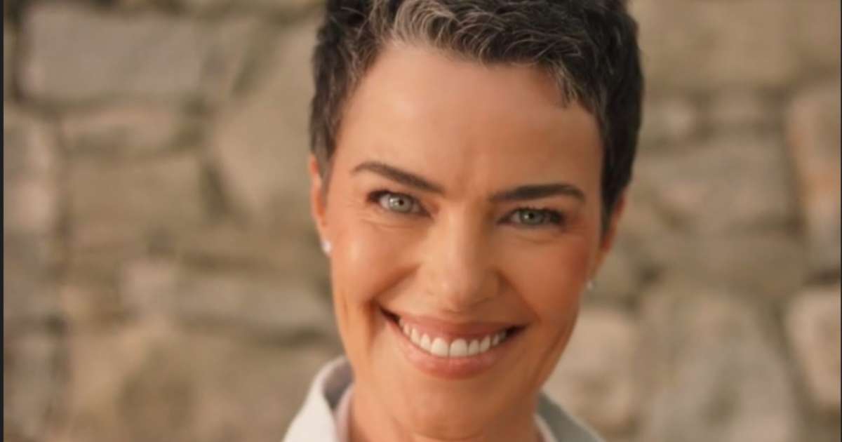 Vai voltar? Globo aposta em Ana Paula Ar贸sio para nova novela Vai voltar? Globo aposta em Ana Paula Ar贸sio para nova novela