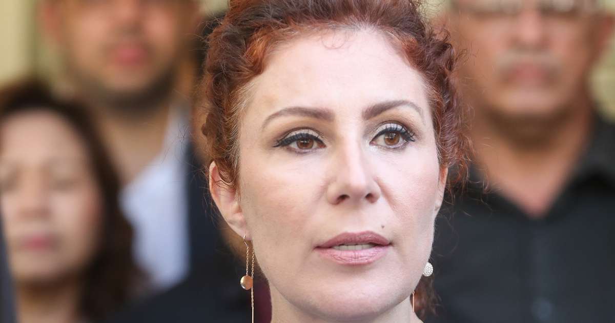 Carla Zambelli entra na lista de procurados da Interpol