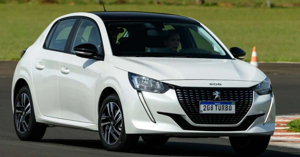 Na faixa dos R$ 80 mil, Peugeot 208 surpreende com motor turbo e bons ...