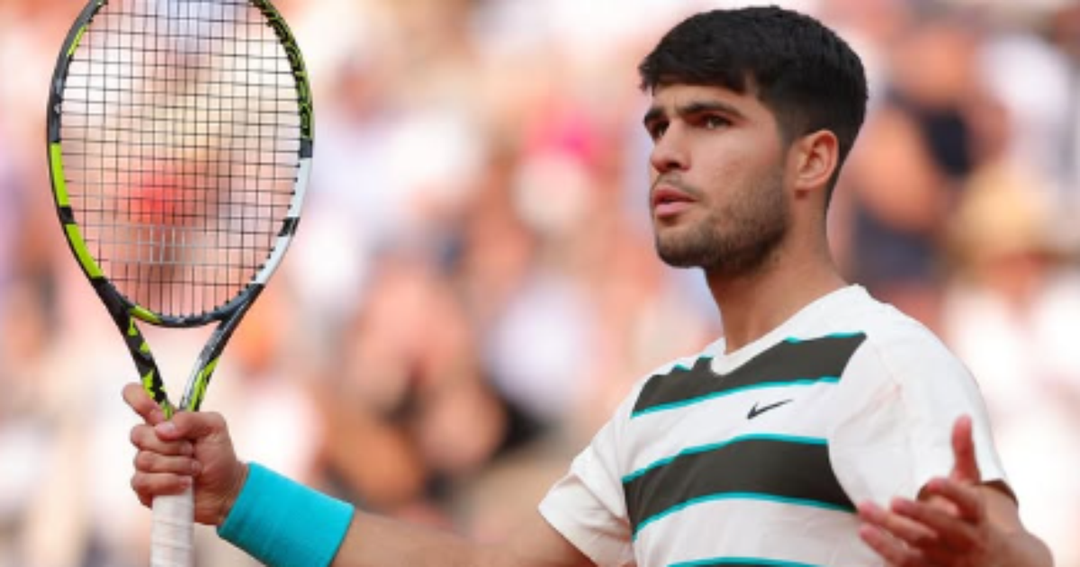 Alcaraz vence Sinner e conquista bicampeonato em Roland Garros
