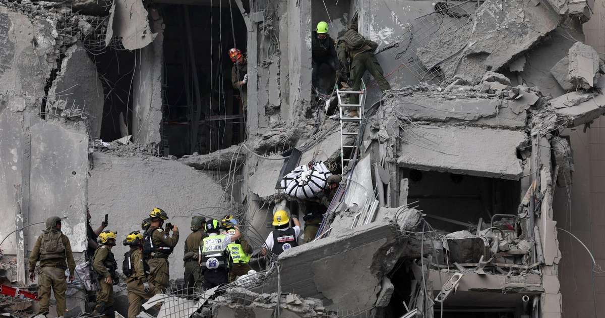 Israel e Irã concordam com cessar-fogo após bronca de Trump