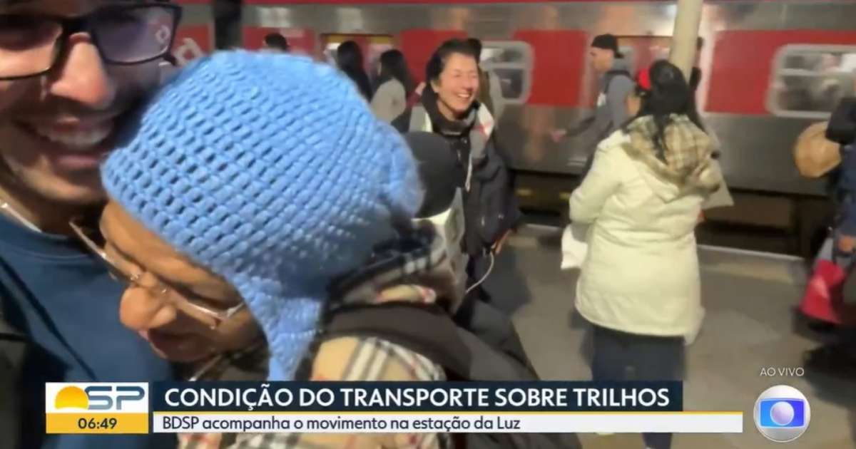 Repórter da Globo é surpreendido com abraço e beijo de fã ao vivo em ...