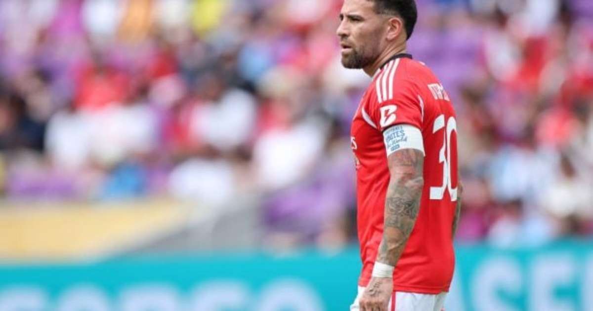 Benfica renova com Otamendi às vésperas do mata-mata do Mundial