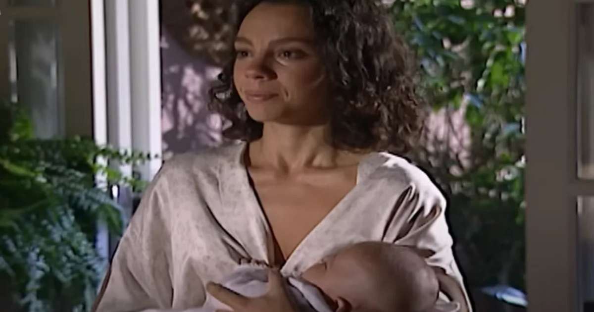 Joyce se desespera após o nascimento da filha em 'História de Amor'; veja motivo