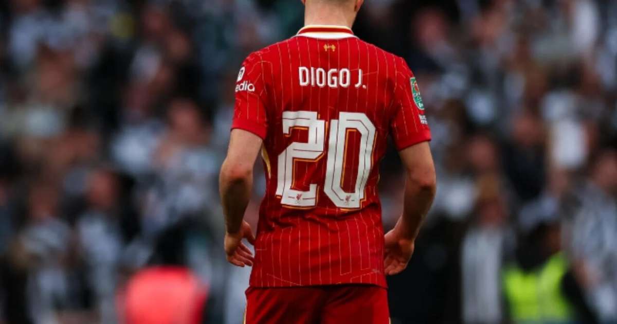 Diego Jota, atacante do Liverpool, morre em acidente na Europa