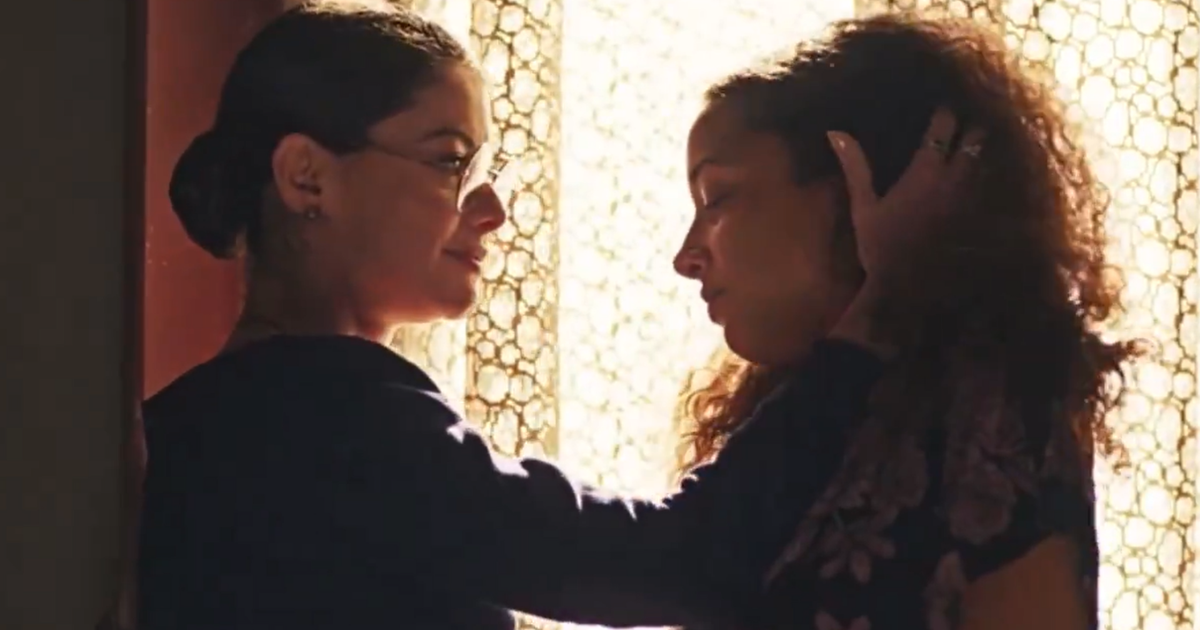 Cena de sexo entre Alinne Moraes e Alice Carvalho em 'Guerreiros do Sol ...