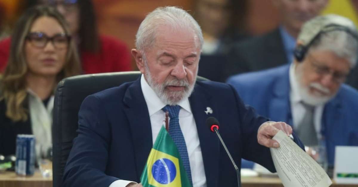 Lula diz que Brasil não aceita interferência de quem quer que seja após defesa de Trump a Bolsonaro