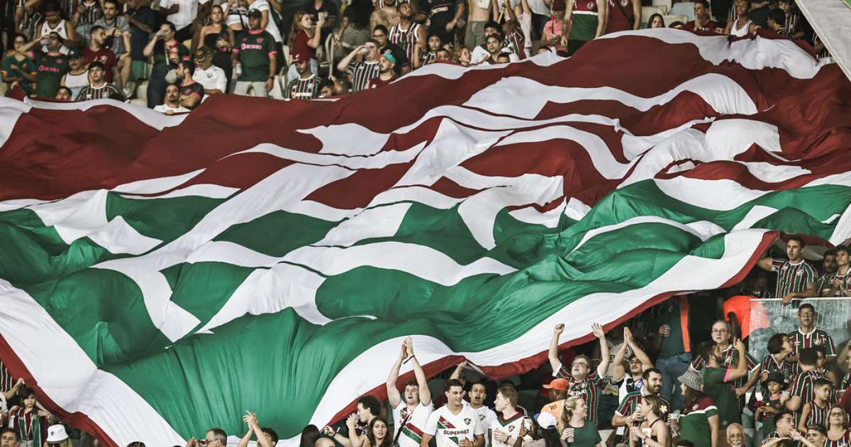 Torcida do Fluminense ajuda a Rede Globo em São Paulo; entenda