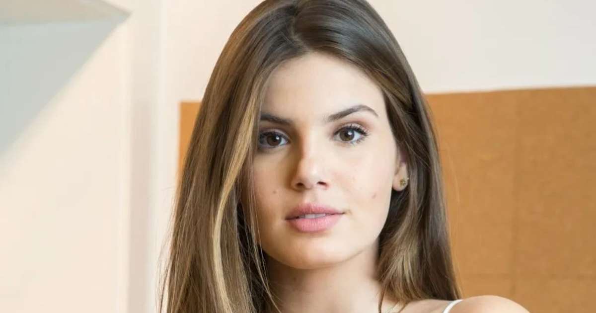 Camila Queiroz e Klebber Toledo estão à espera do primeiro filho; veja ...