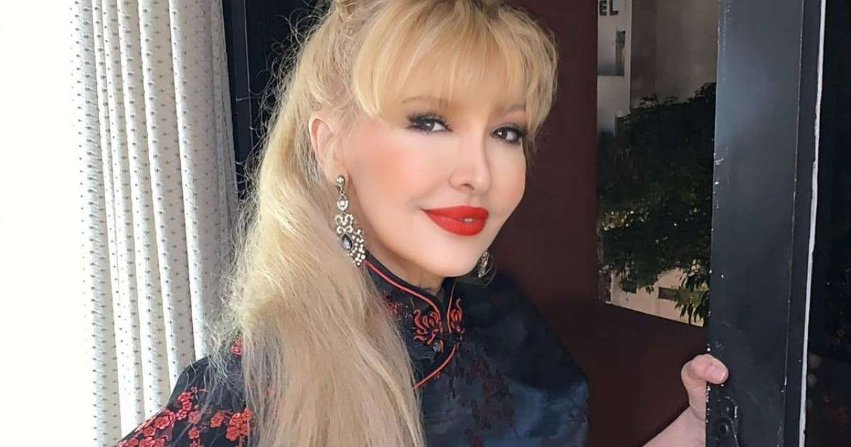 Cantora é encontrada morta e amigos fazem vaquinha para enterro