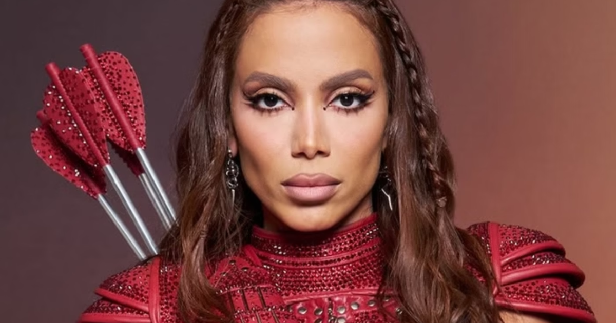 Anitta revela mais de 50 procedimentos estéticos