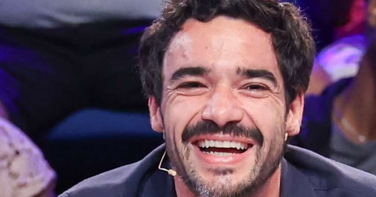 Quem é? Caio Blat é flagrado em clima de romance com morena no Rio de Janeiro