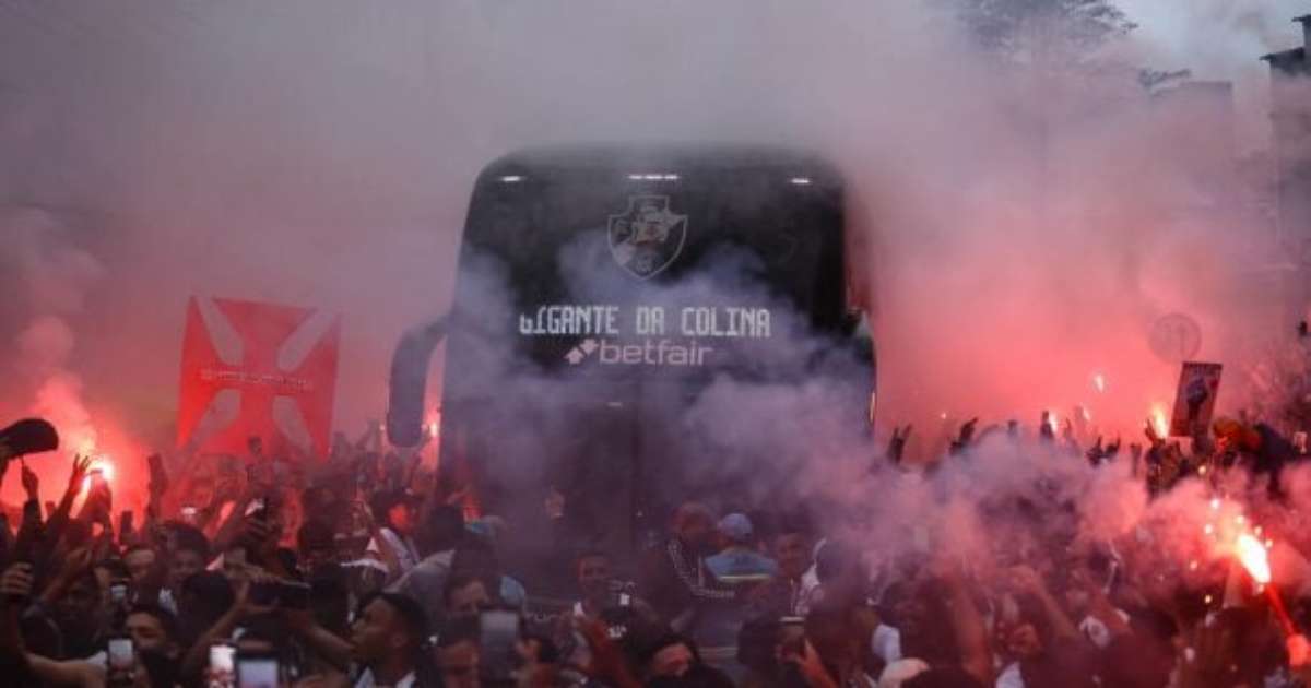Torcida do Vasco é a que mais fala 'Milagre' na internet; entenda