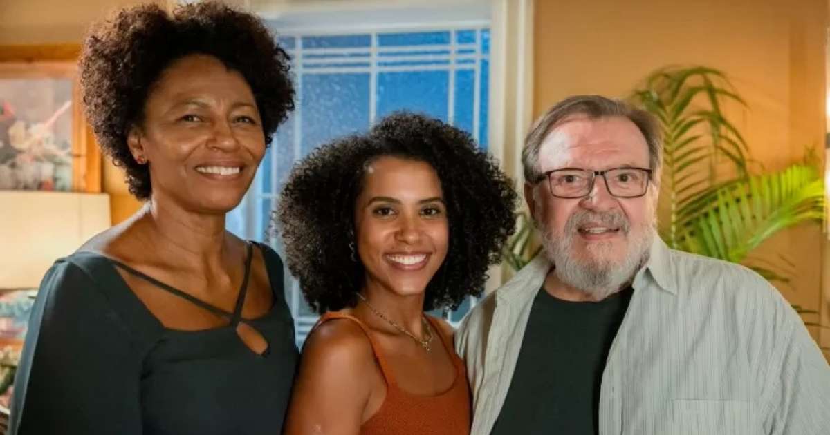 Atriz de 'Vale Tudo' solta o verbo e opina sobre a novela: 'Não é problema...'