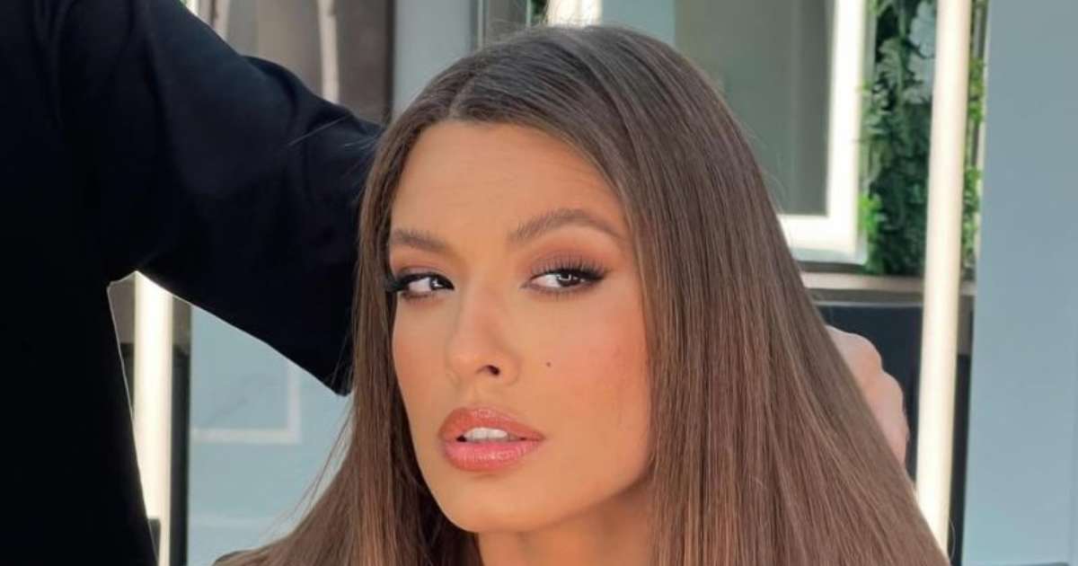 De novo visual, ex-BBB Beatriz Reis impressiona com look caríssimo ...