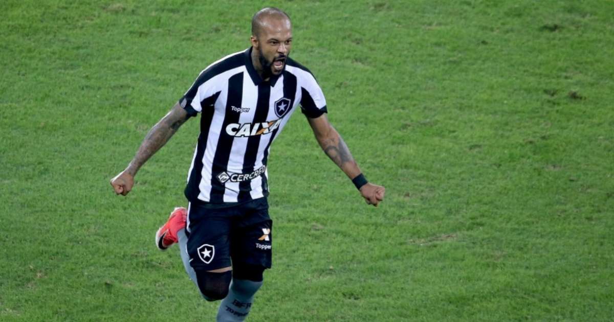 Esposa de Bruno Silva, ex-Botafogo, denuncia agressões e traições do atleta