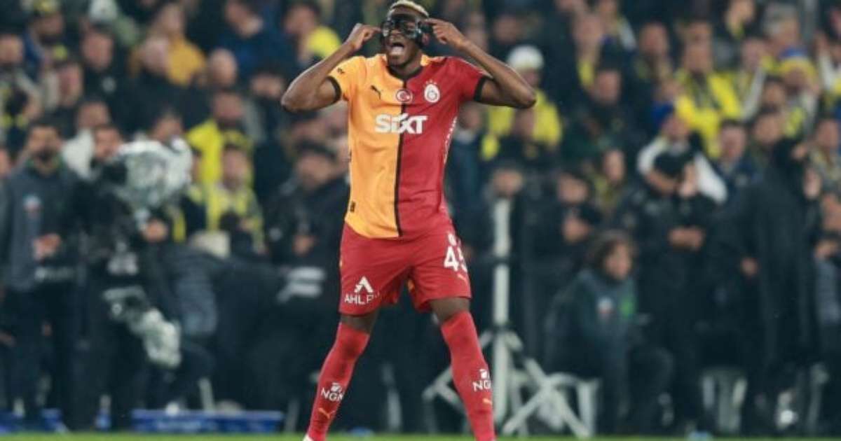 Osimhen é a contratação mais cara da história do futebol turco