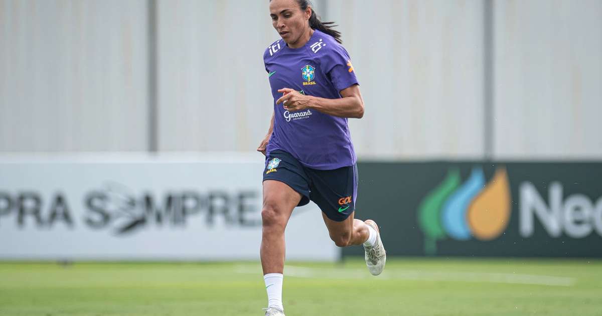 Quem é Marta, jogadora considerada a "Rainha do Futebol"?