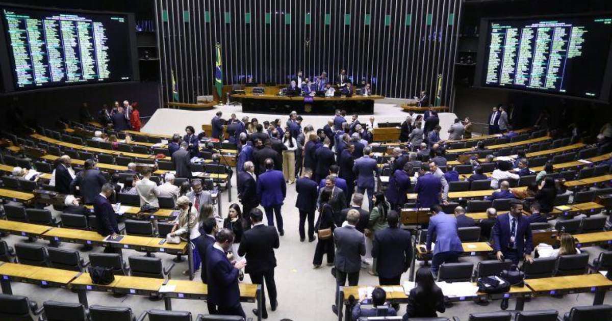 PEC da Blindagem? O que pode mudar para políticos com proposta que ...