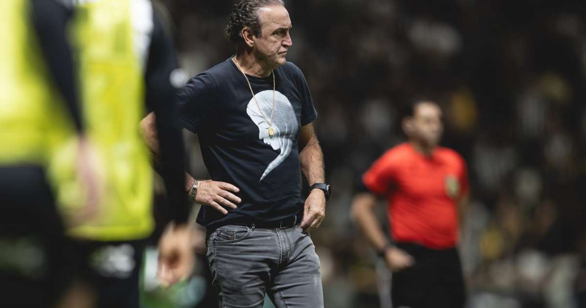 Cuca confessa que Atlético-MG não jogou bem e fala sobre má fase