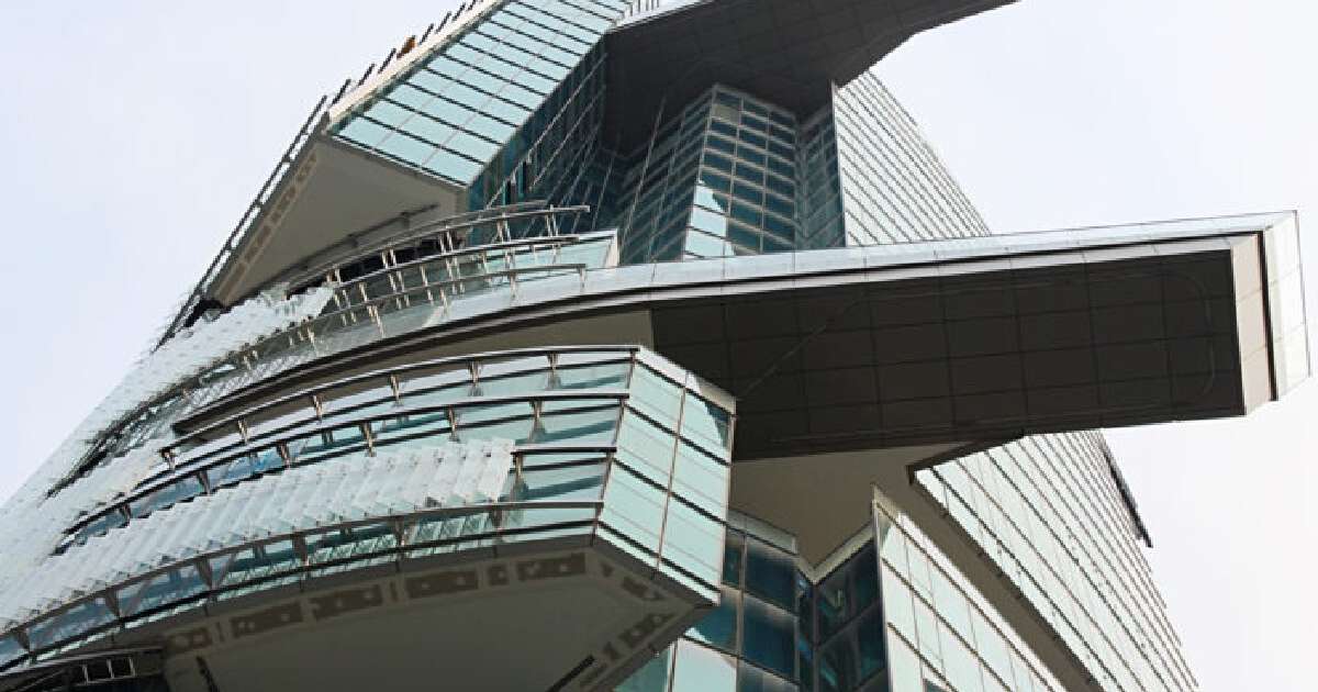 A Mansão de Eduardo Saverin: bilionário brasileiro mais rico de acordo com a Forbes tem ...