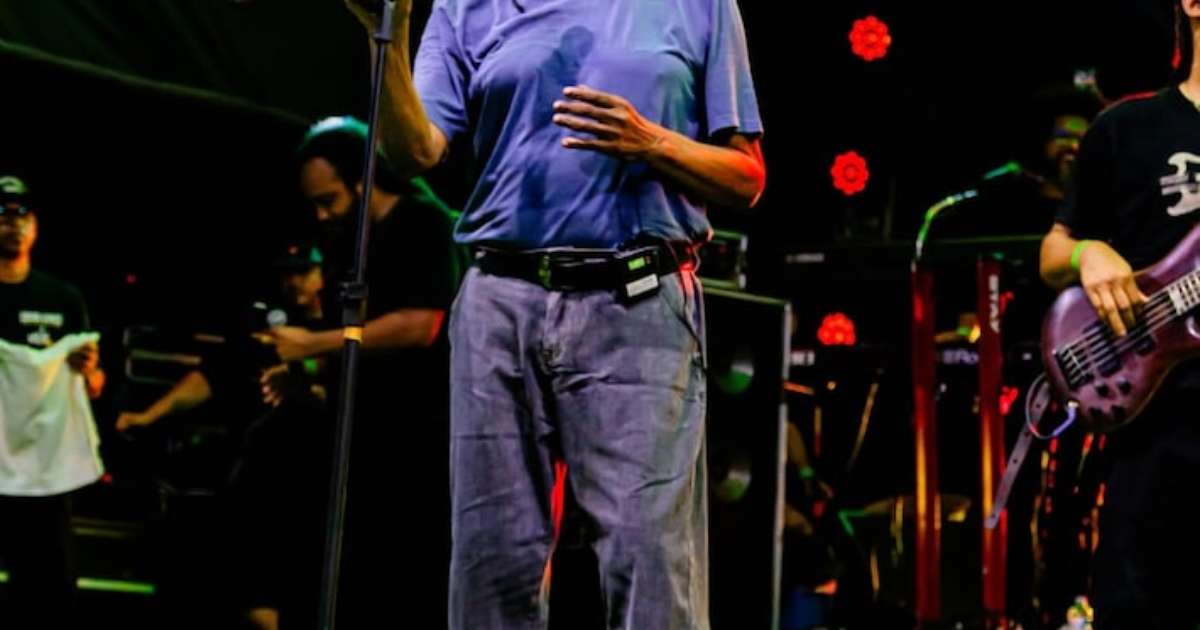 'Rei do reggae' no Brasil, cantor Edson Gomes chama a atenção no line ...