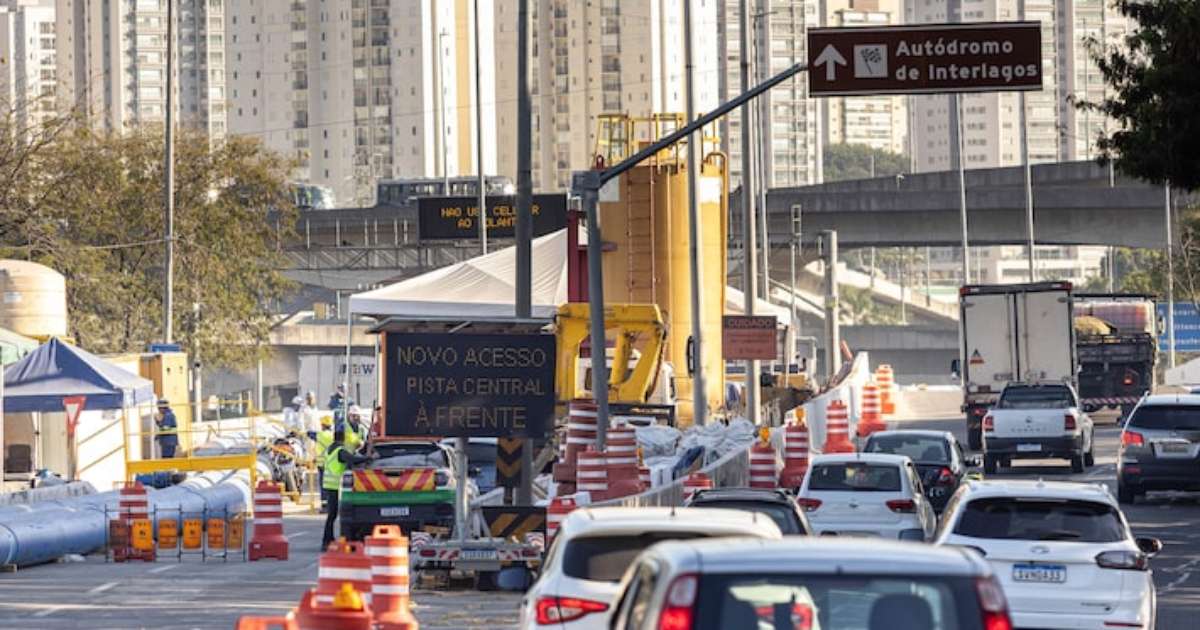 Cratera na Marginal Tietê: Sabesp divulga novo prazo para o fim das ...
