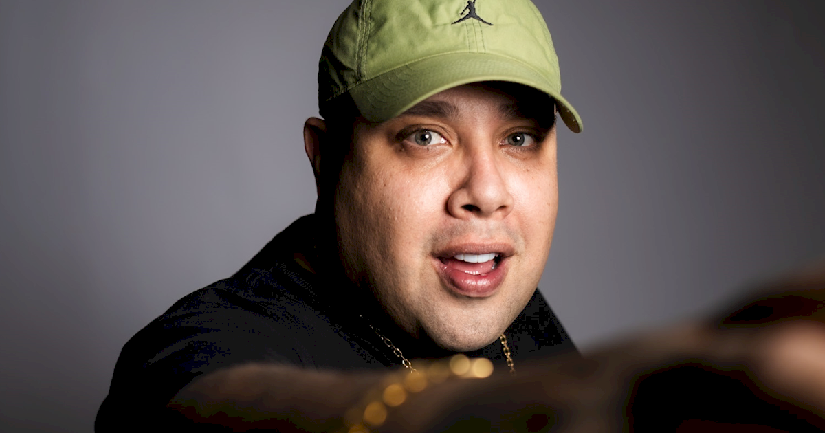 Zuza dedica 'Acalma Meu Viver' para a esposa e os filhos e canta sobre ...