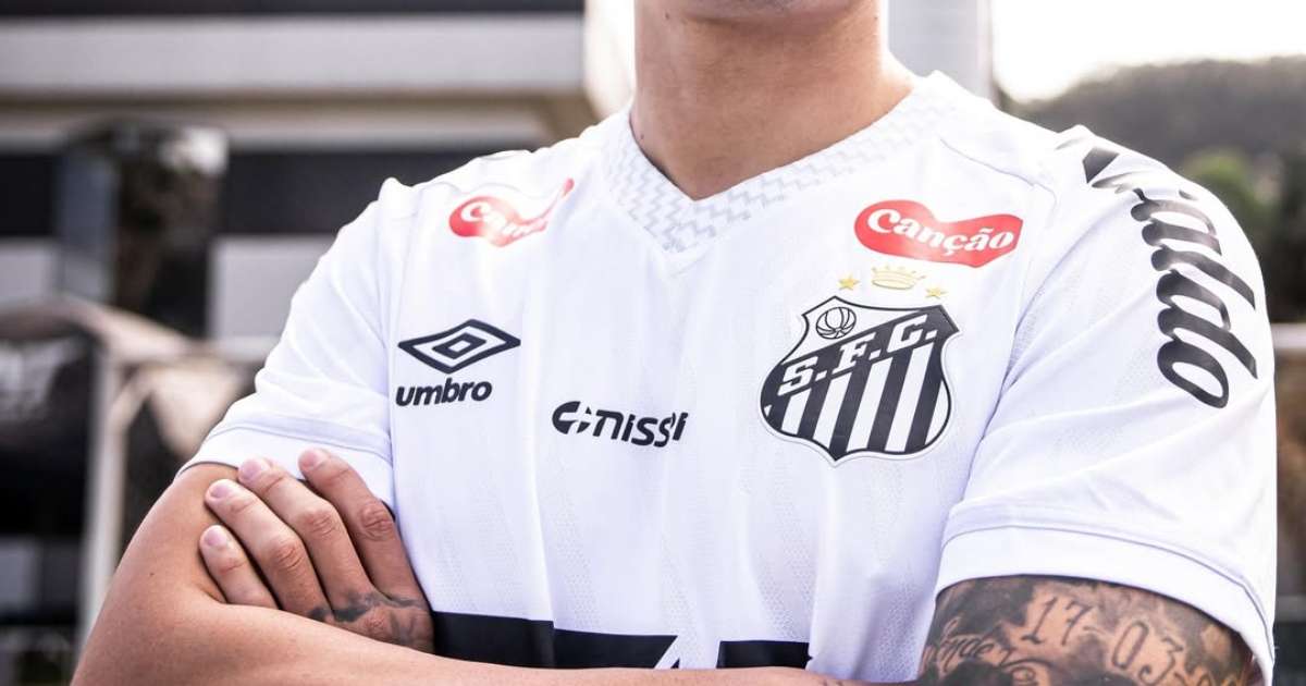 Adonis Frías é apresentado e celebra chegada no Santos: "O maior da ...