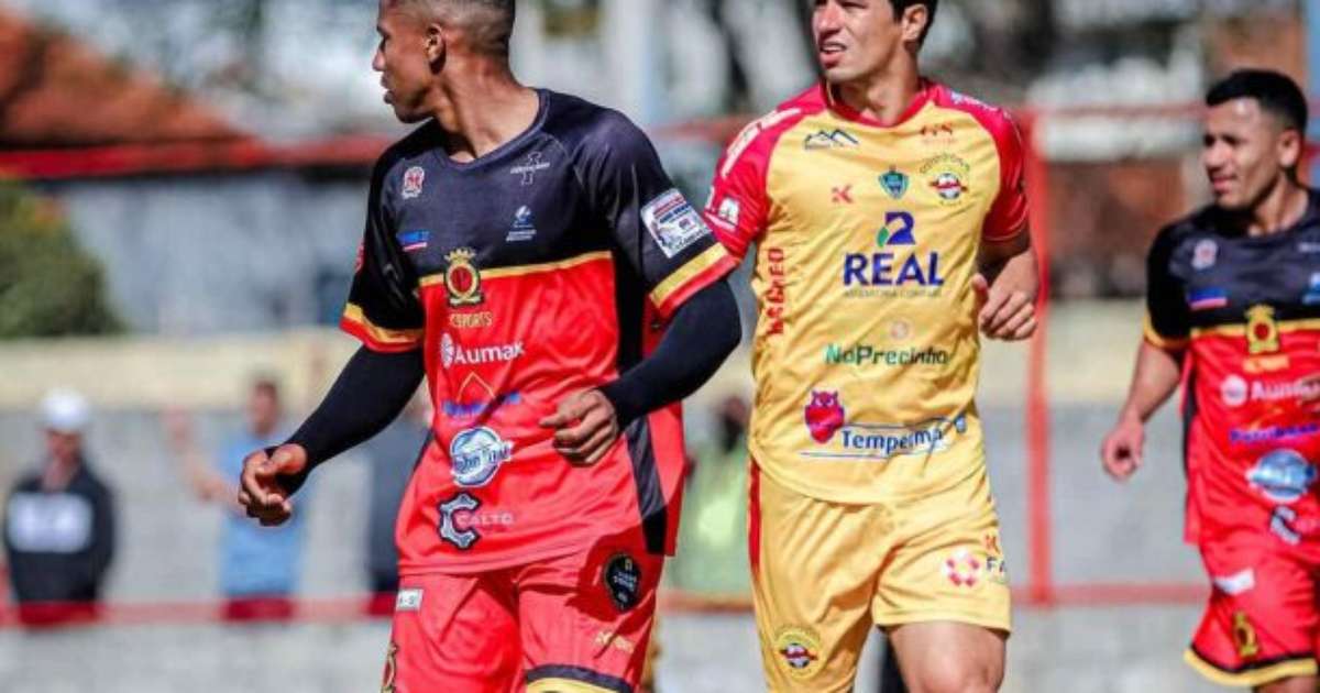Leandro Damião estreia na várzea e participa de todos gols em goleada ...