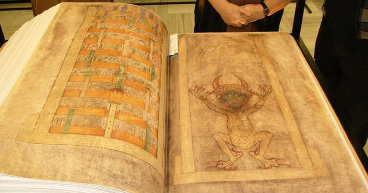 Codex Gigas: Bíblia do Diabo Intriga Turistas na Suécia com Lendas