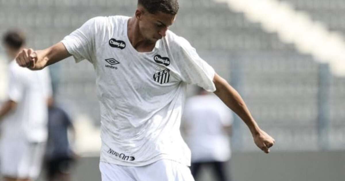 Santos renova com Vinícius Lira até agosto de 2028