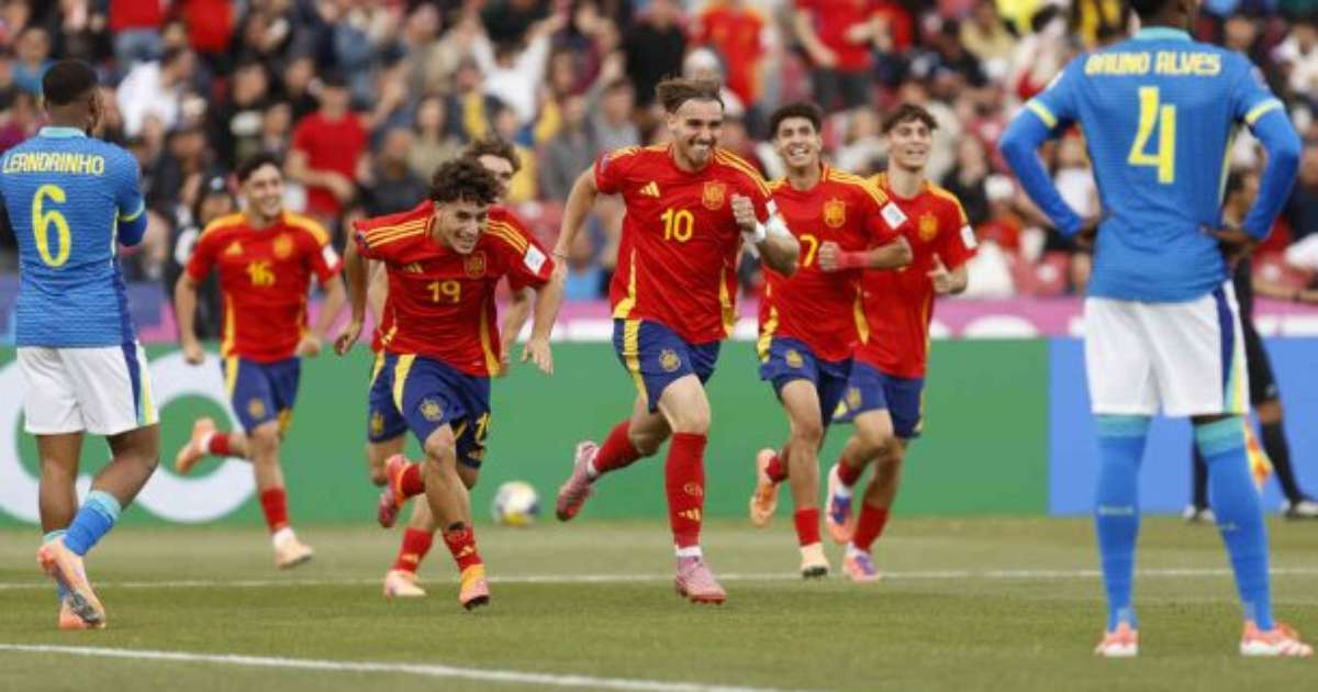 Brasil volta a decepcionar, cai para a Espanha e está eliminado da Copa ...