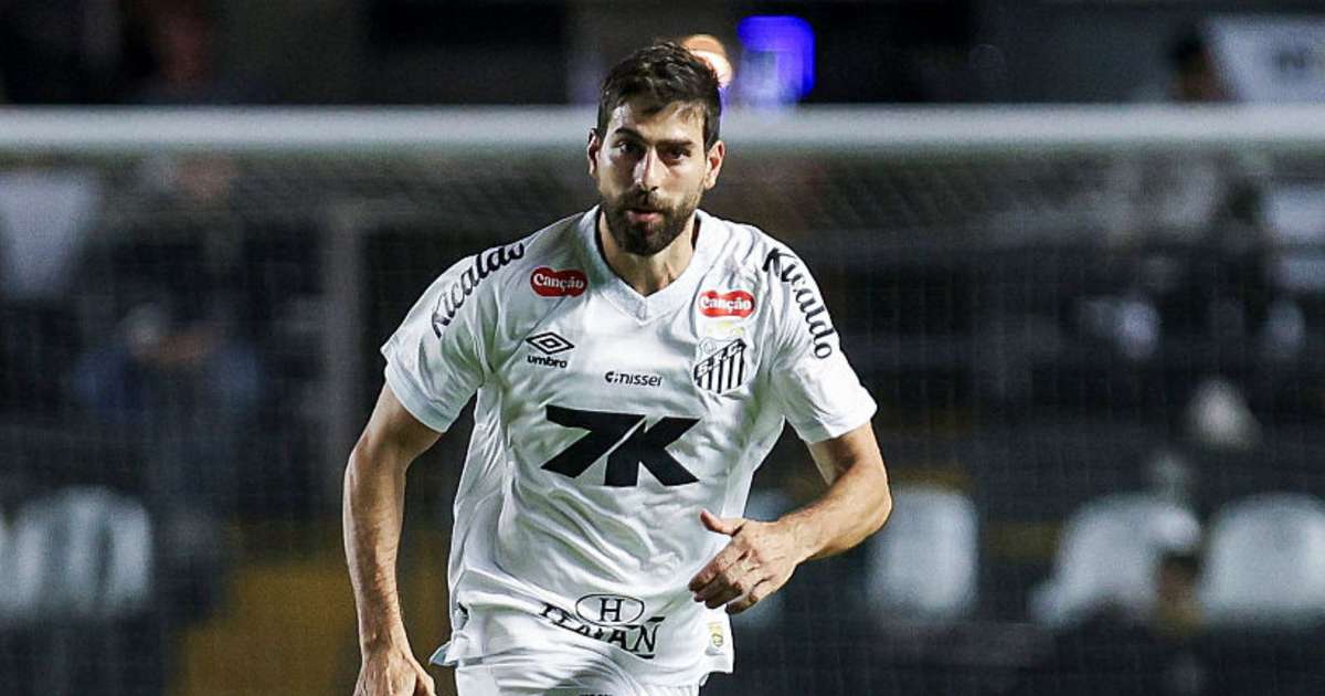 Luan Peres detona elenco do Santos após derrota: "Saco cheio"