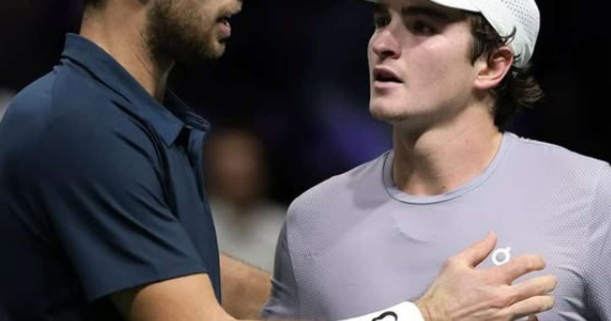 João Fonseca sucumbe diante de Karen Khachanov e dá adeus ao Masters ...
