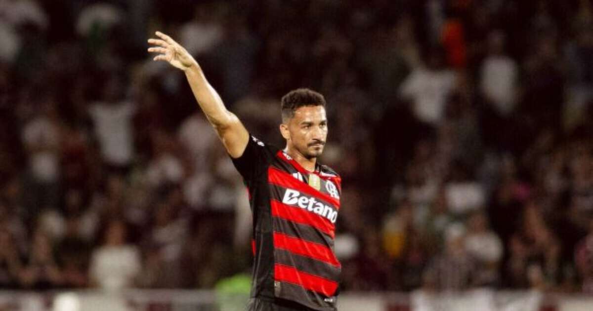 Danilo defende João Victor após falha em derrota do Flamengo