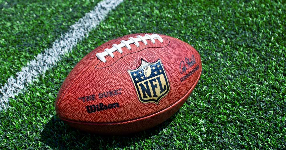 Telanjang musim panas lauren