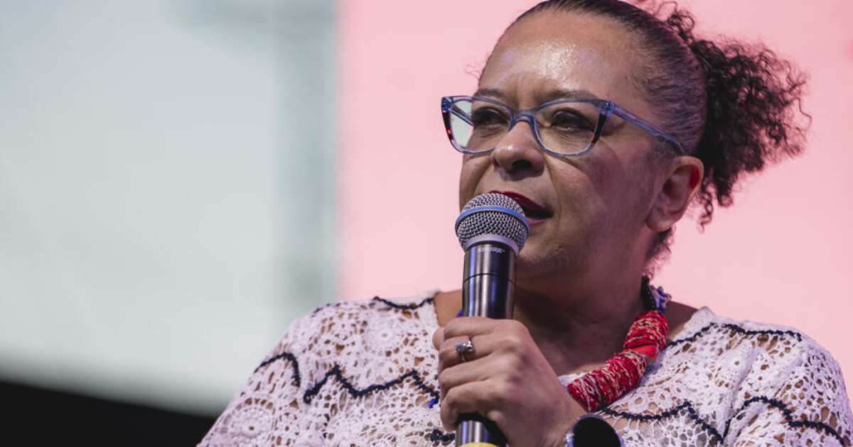 Flup: 1ª mulher negra na ABL, Ana Maria Gonçalves celebra conquista e ...