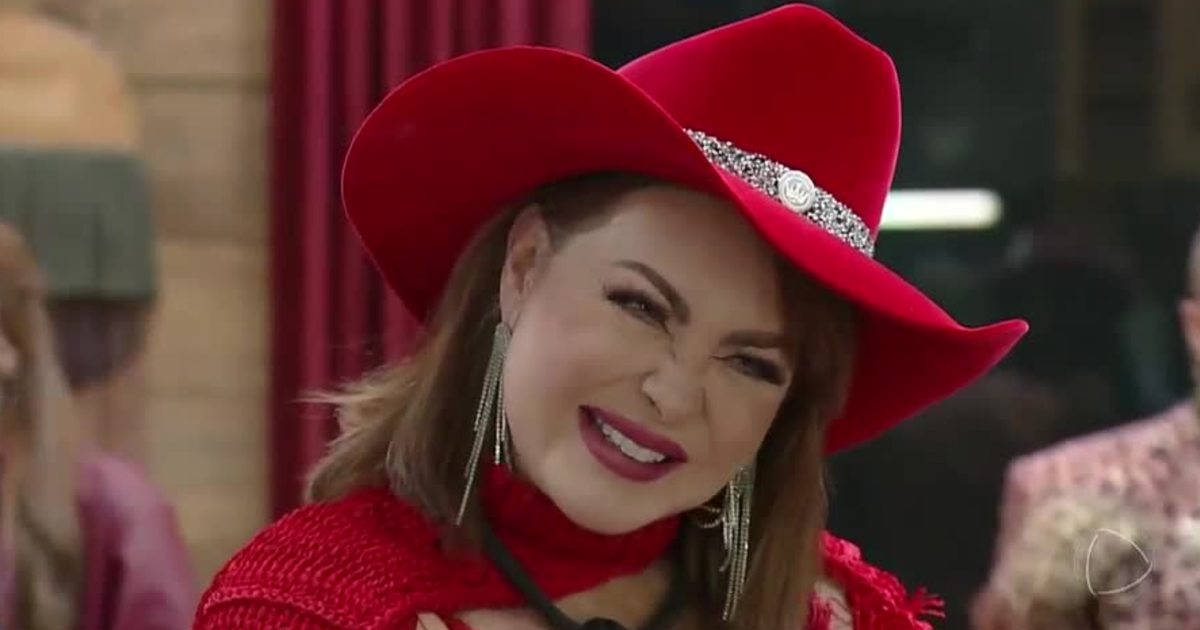 Gaby Spanic celebra nova etapa no Brasil e compartilha conquista do CPF