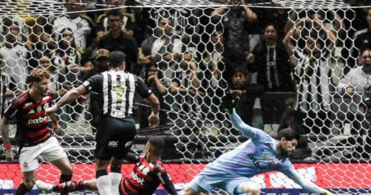 Rossi elogia Everson e lamenta título adiado: "Merecíamos vencer"