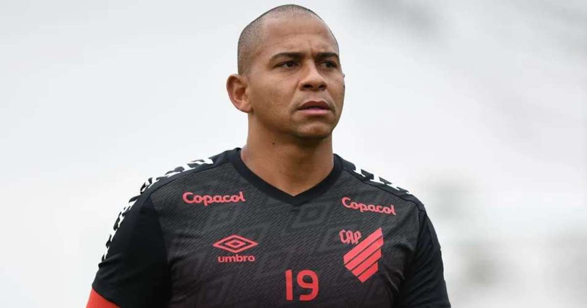 Walter é anunciado por novo clube e vai disputar elite de campeonato ...