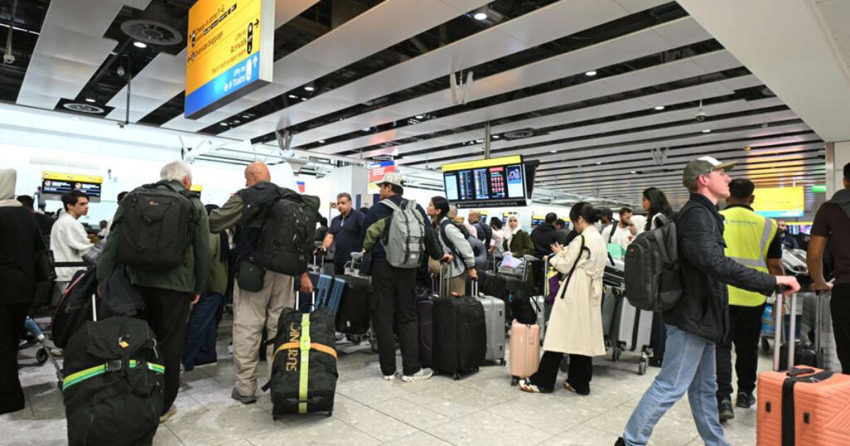 Briga em estacionamento do Aeroporto de Heathrow, em Londres, deixa 20 ...