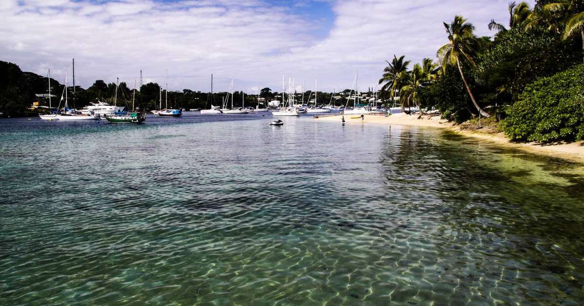 Por que o Kiribati é o único país que abrange todos os quatro hemisférios?
