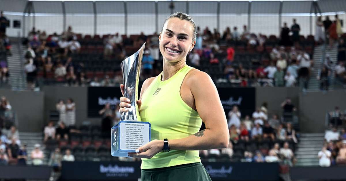 Sabalenka vence Kostyuk sem problemas e é campeã em Brisbane
