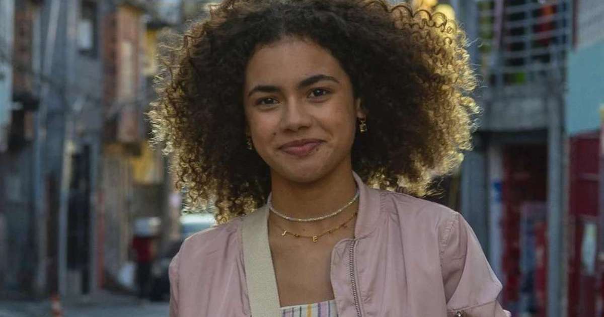 JUNTOS! Joelly de 'Três Graças', Alana Cabral assume namoro com João ...